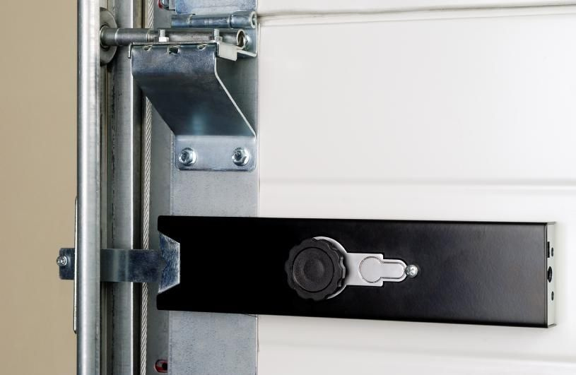 Sectionale garagedeur B 2500 x H 2250 - De Rooij Garagedeuren