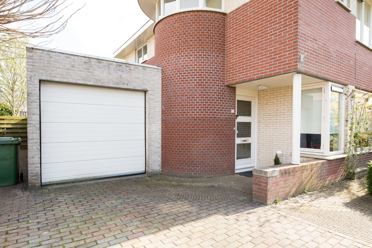 Garagedeur op maat | De Rooij Garagedeuren